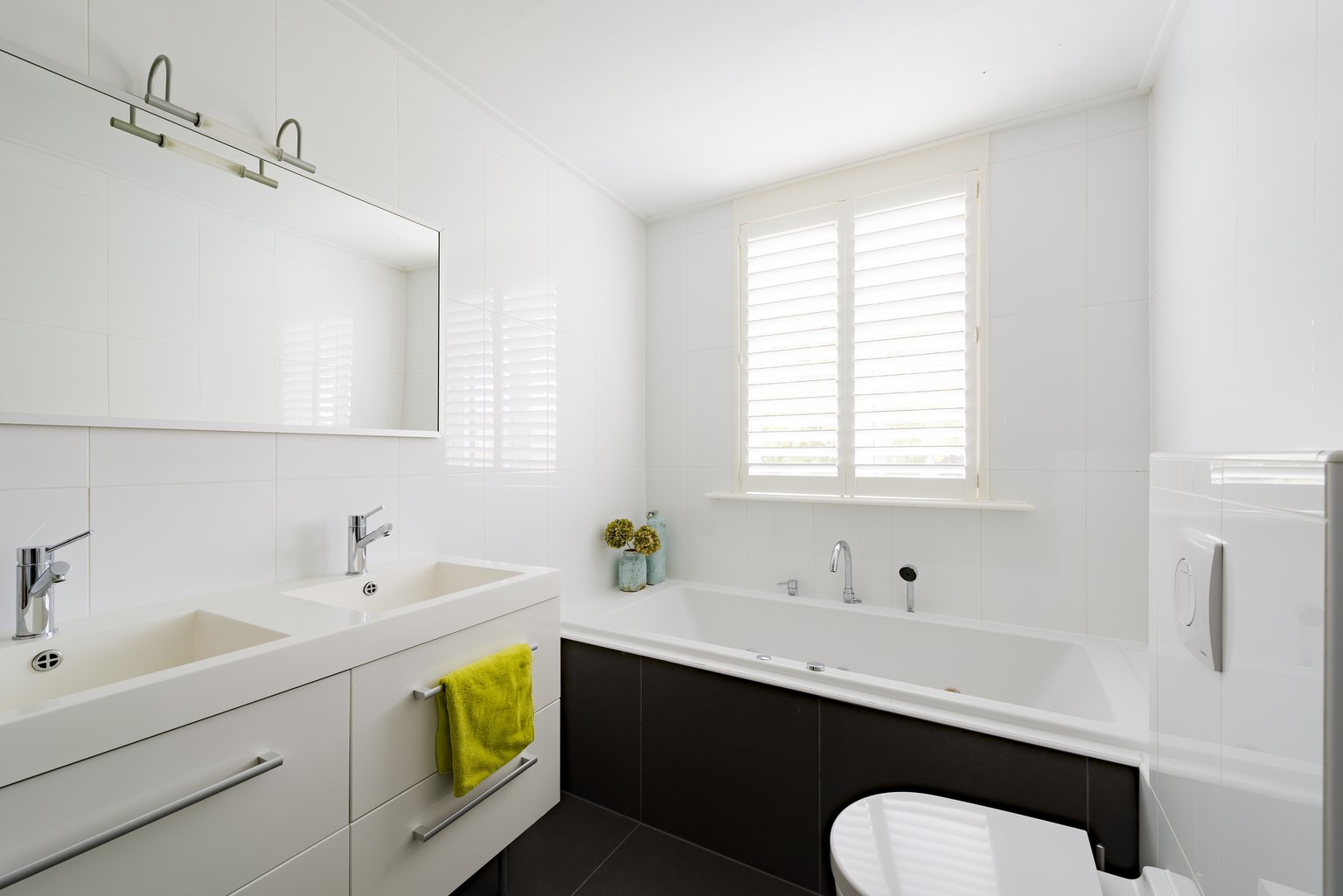 Waterproof Shutters Op Maat - Gratis Advies Aan Huis